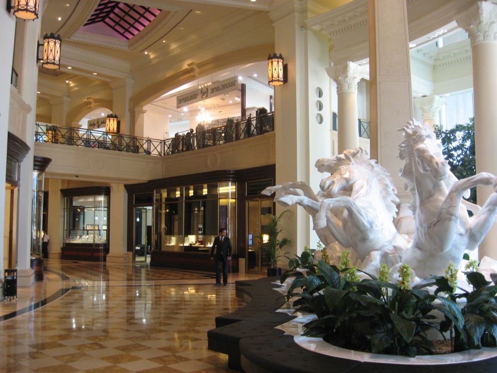 Bin Hendi Avenue Customer Care Phone number, Location, Mall/Store Hours ...