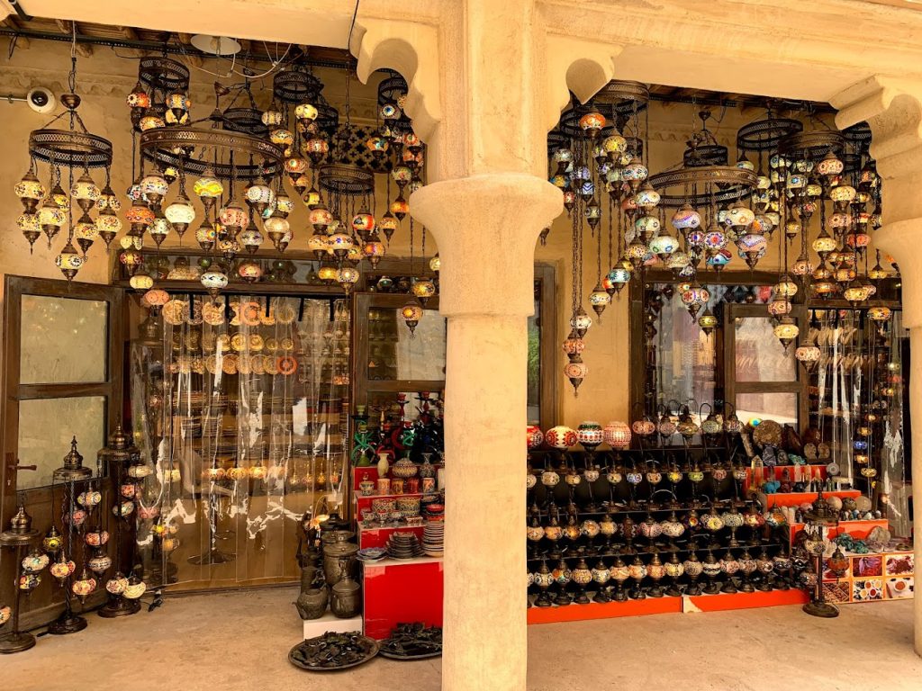 Ultimate Shopping Guide: Dubai’s Best Malls and Markets - Your Dubai Guide