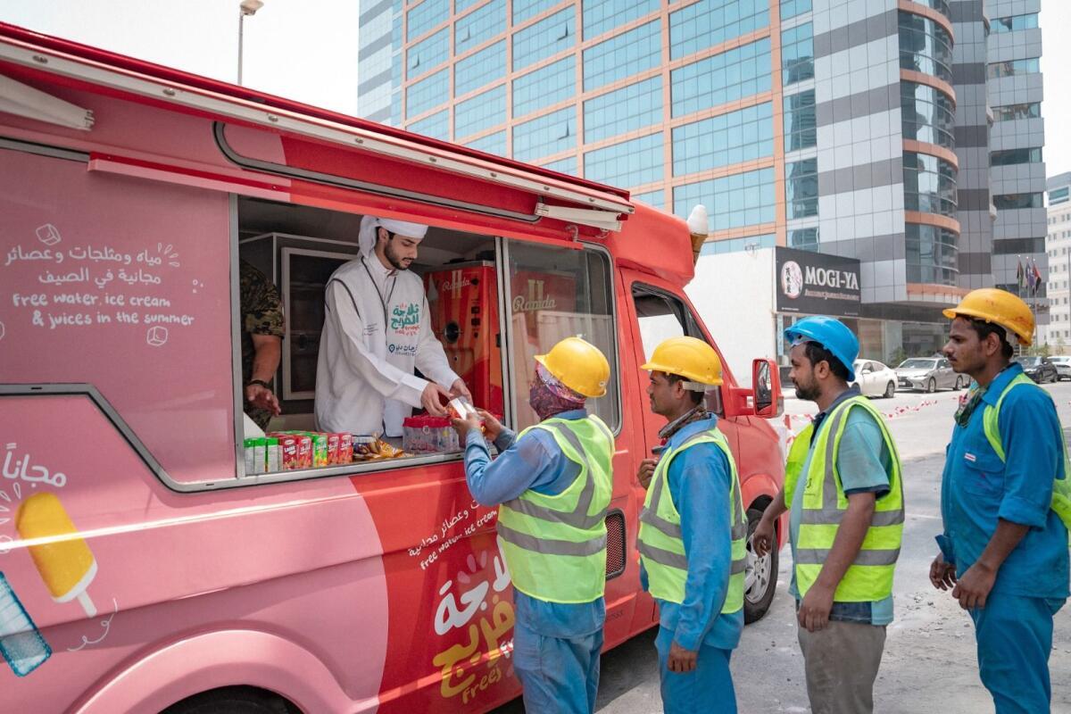 Summer at its Peak in Dubai – Free cold water, juices, ice creams and ...